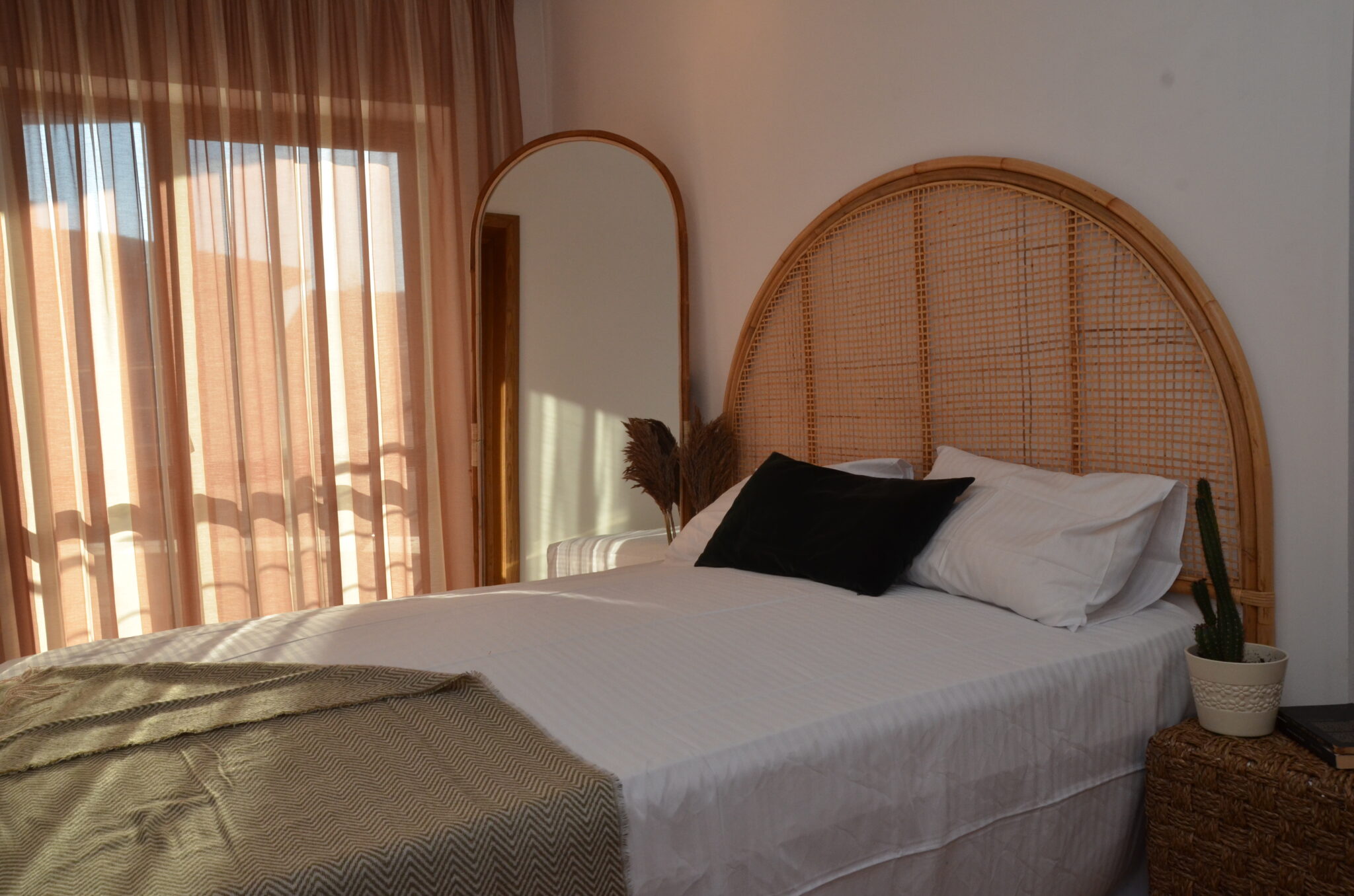 Tablie pat din ratan Solor - NaturaLiving